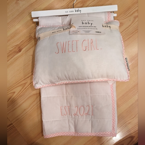 Rae Dunn | Bedding | Rae Dunn 22 Baby Girl Pillow And Quilt Set | Poshmark